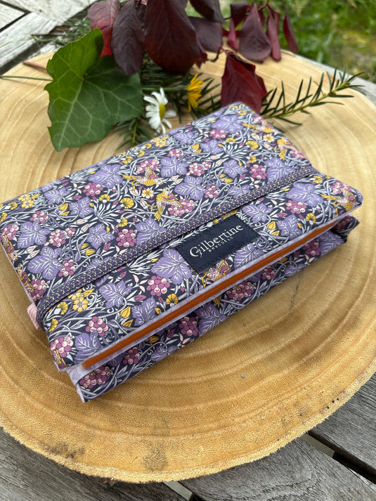 Couvre-Livre de Poche adaptable – Gilbertine Brussels