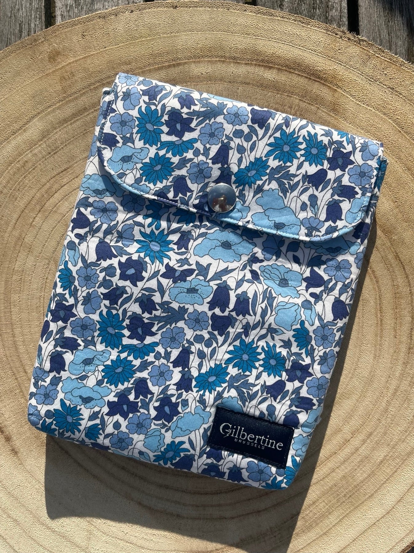 Pochette liseuse Oia 6 pouces – Gilbertine Brussels